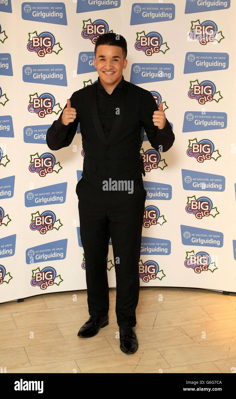 Showbiz biggig hi-res stock photography and images - Alamy