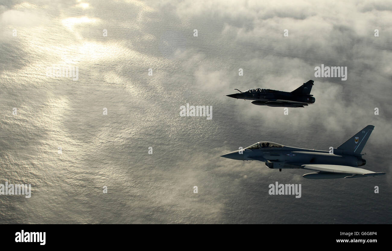 Exercise Capable Eagle Stock Photo - Alamy