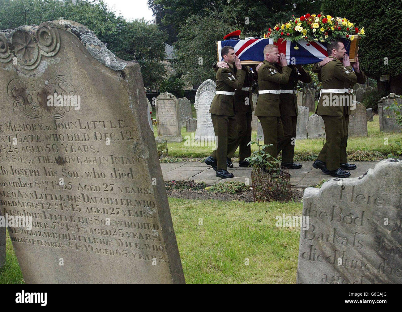 Warrant officer colin wall funeral hi-res stock photography and images ...