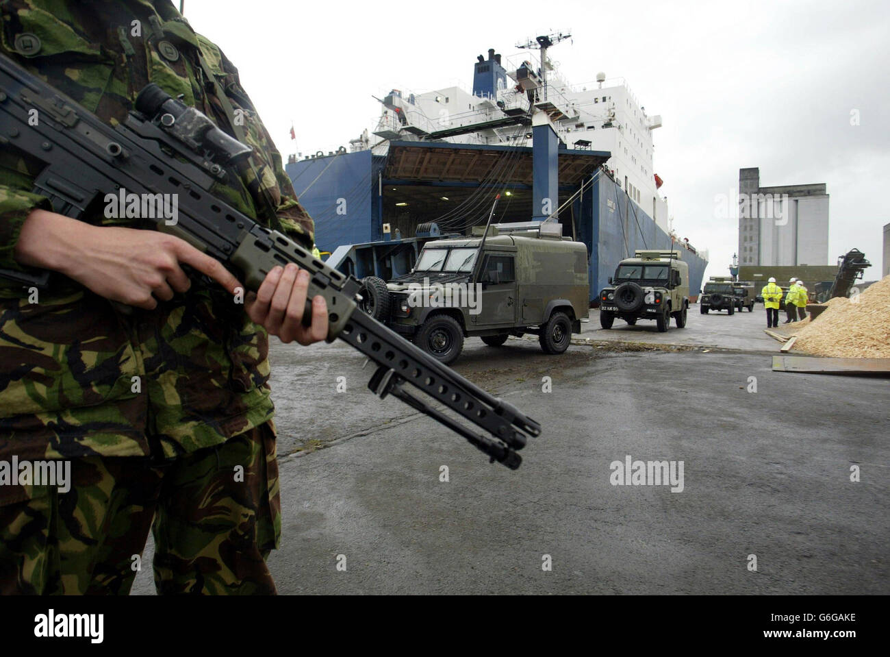 Military Vehicle Shipment to Iraq Stock Photo - Alamy