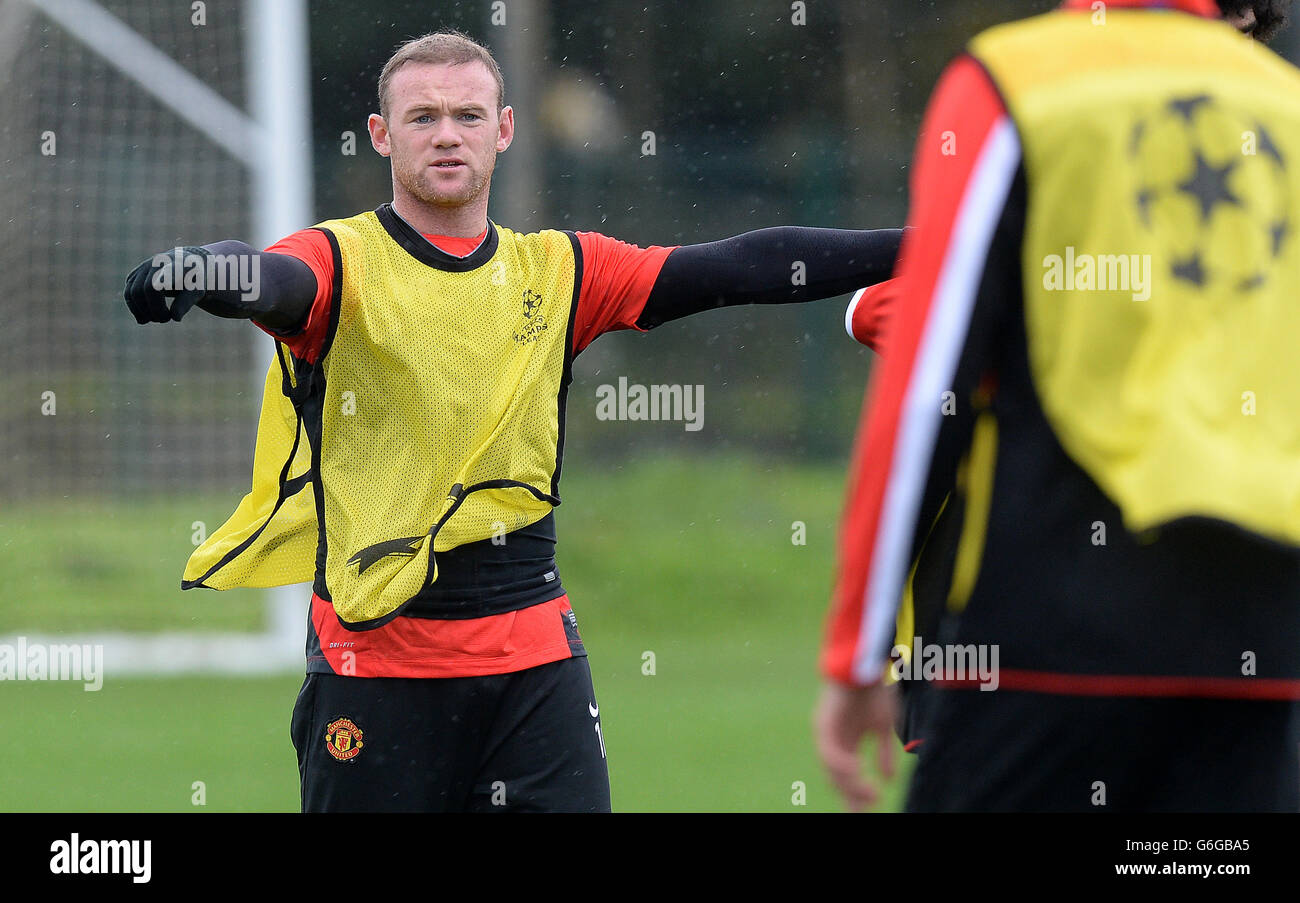 Wayne rooney training session carrington training complex hi-res stock ...