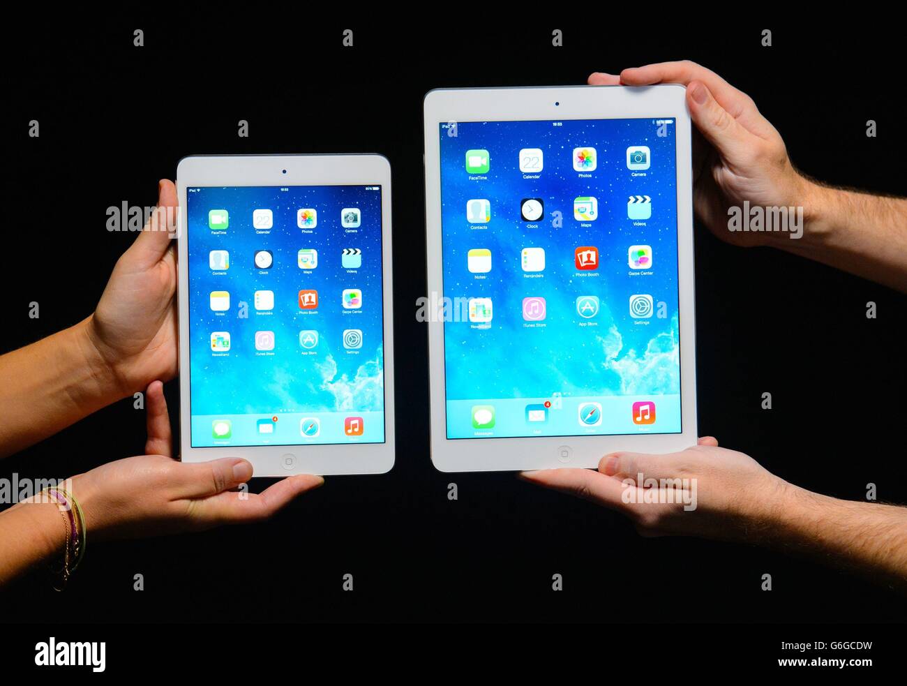 Apple launch event Stock Photo - Alamy