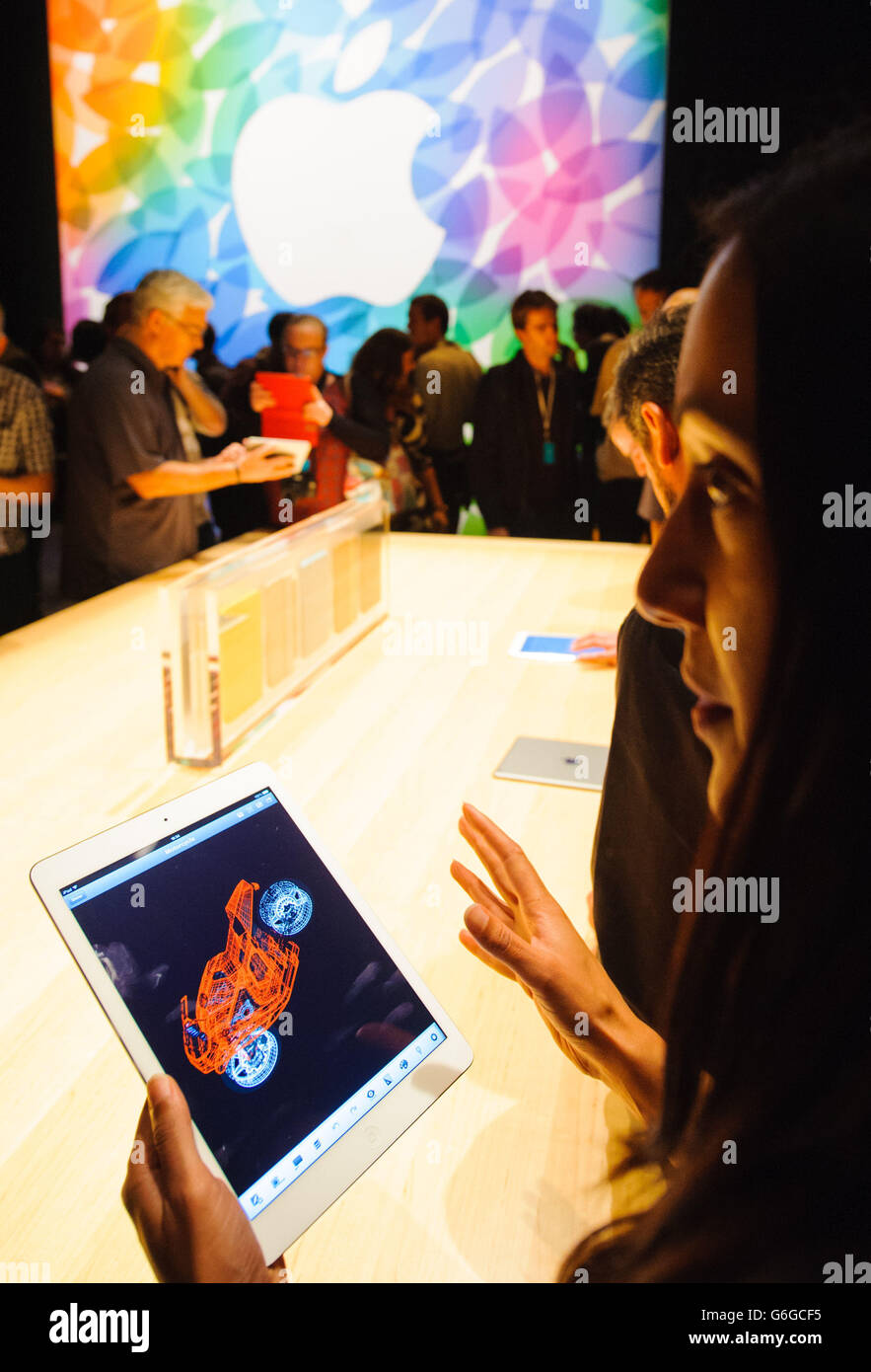 Ipad air 2 launch hi-res stock photography and images - Alamy