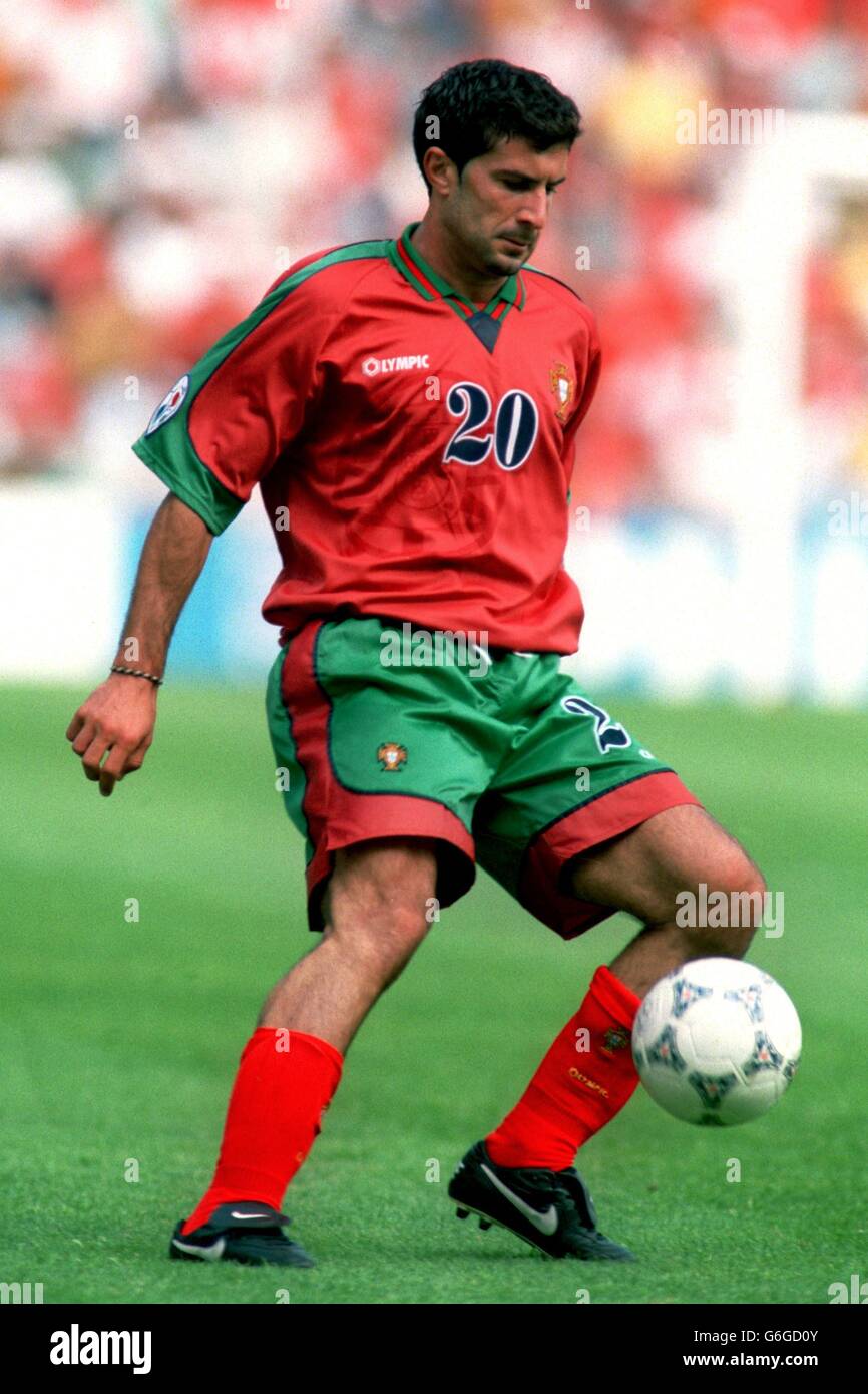 Luis figo portugal hi-res stock photography and images - Alamy