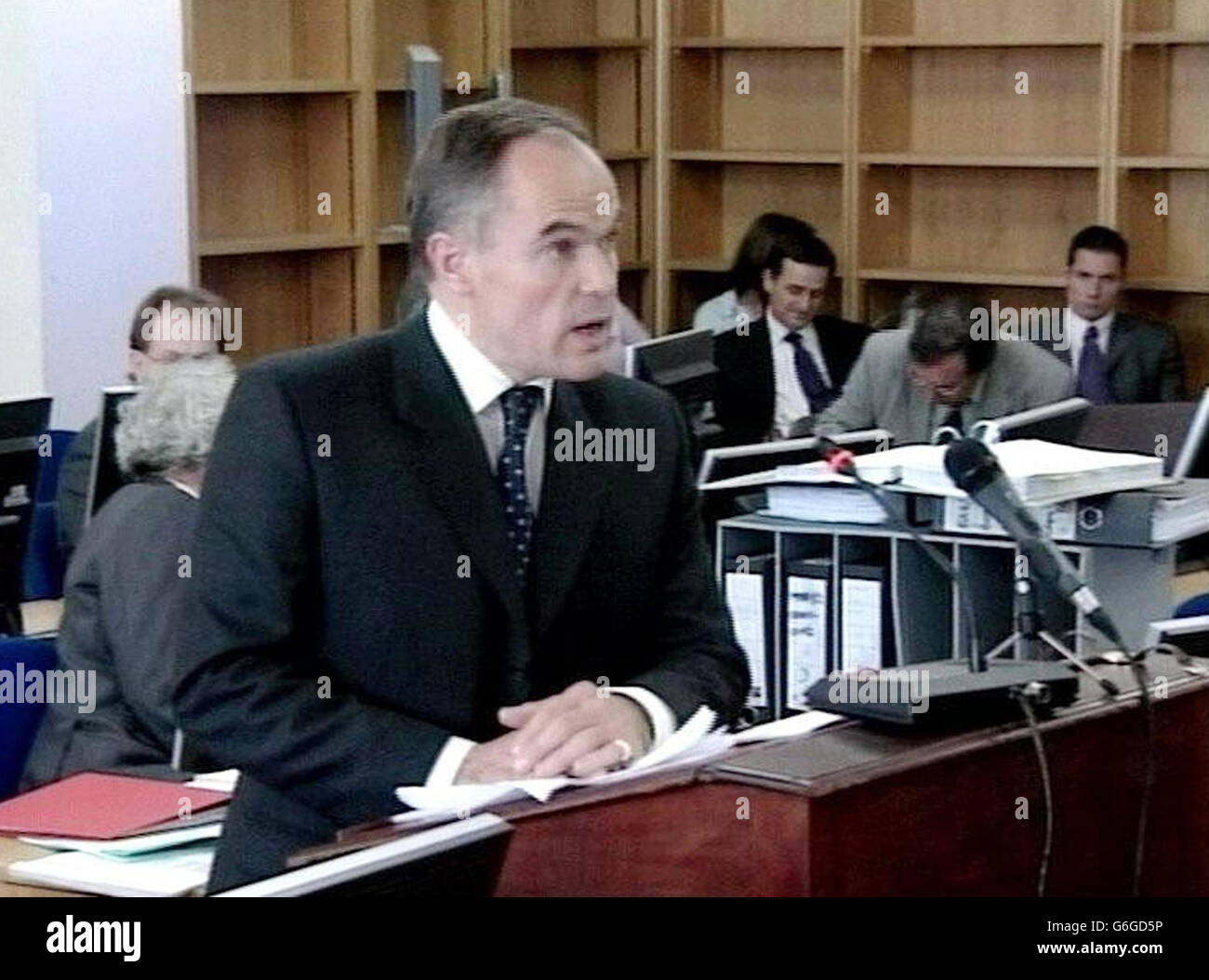 James dingemans qc hi-res stock photography and images - Alamy