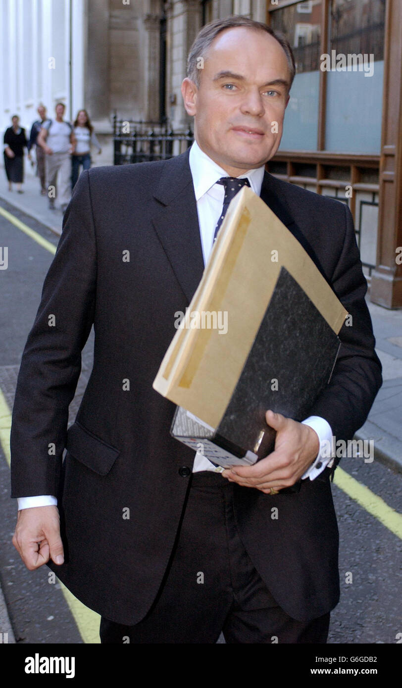 James dingemans hi-res stock photography and images - Alamy