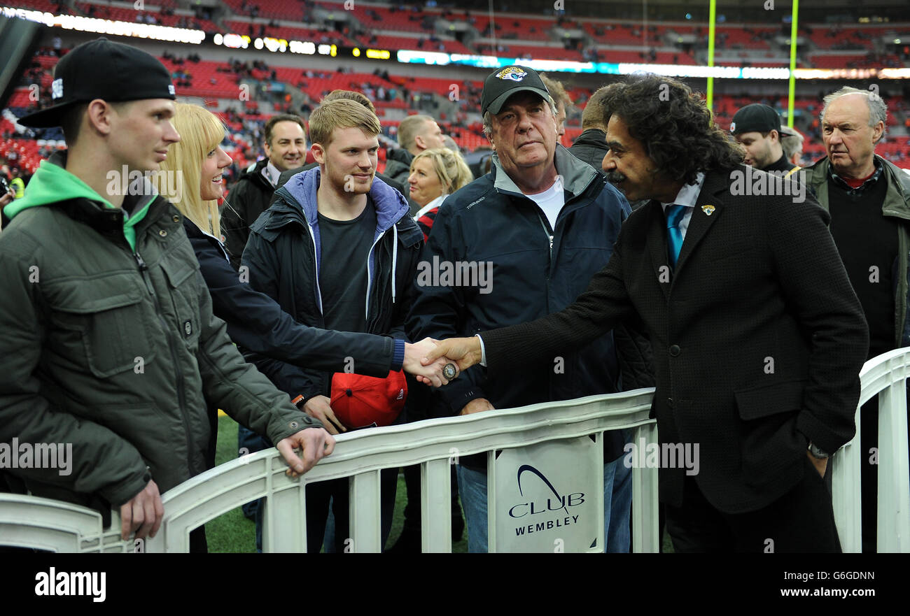 Football American Ampics High Resolution Stock Photography and Images - Alamy