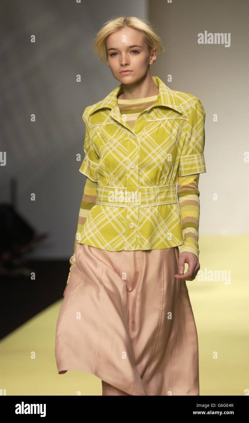 Clements ribeiro collection hi-res stock photography and images - Alamy