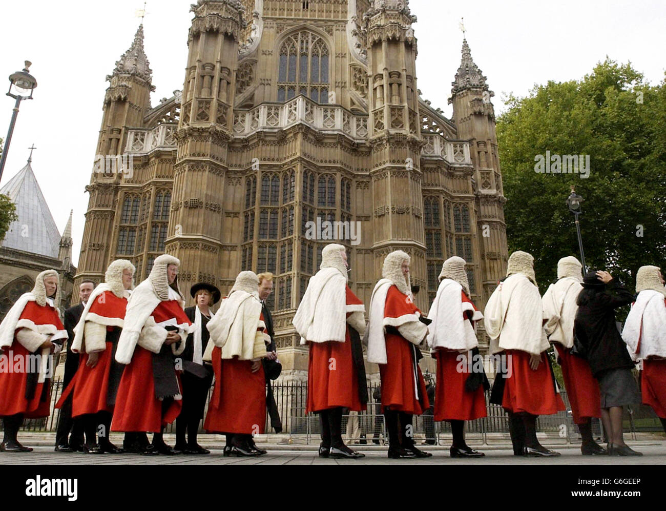 Judges queue to enter the annual judges' service at Westminster Palace ...