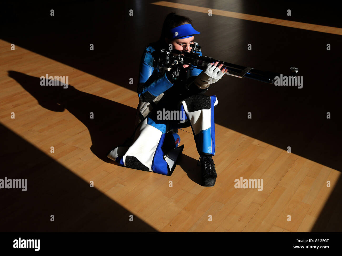 Jennifer mcintosh shooting hi-res stock photography and images - Alamy