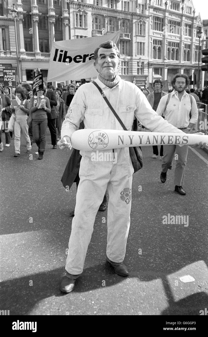 Cnd flag hi-res stock photography and images - Alamy