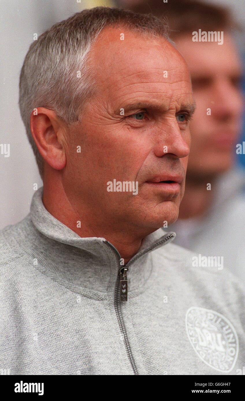 Richard moller nielsen coach of denmark hi-res stock photography and ...