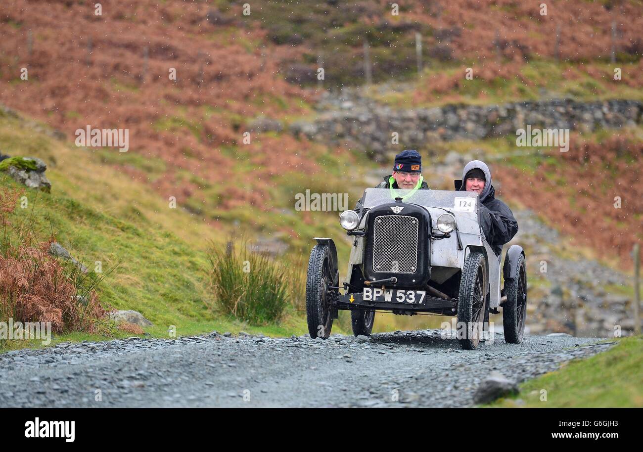 Racing cars from the 1920s and 1930s hi-res stock photography and ...