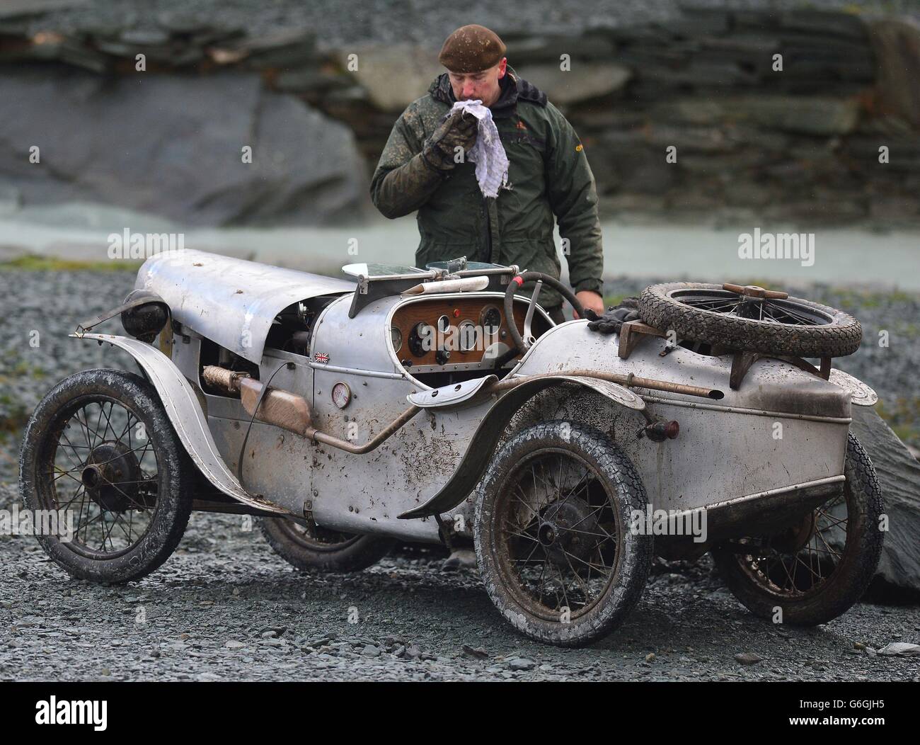 Racing cars from the 1920s and 1930s hi-res stock photography and ...