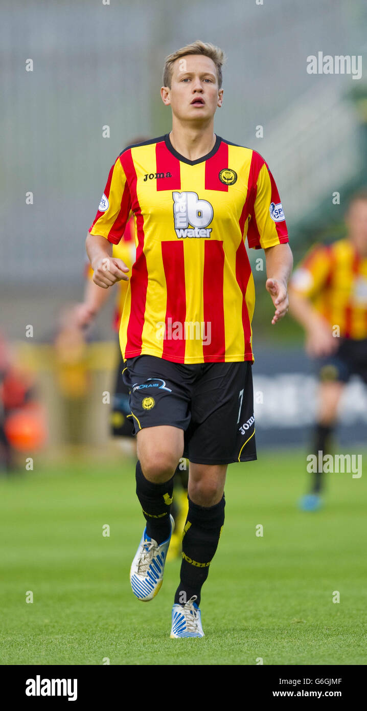 Particks james craigen during the scottish premiership match firhill ...