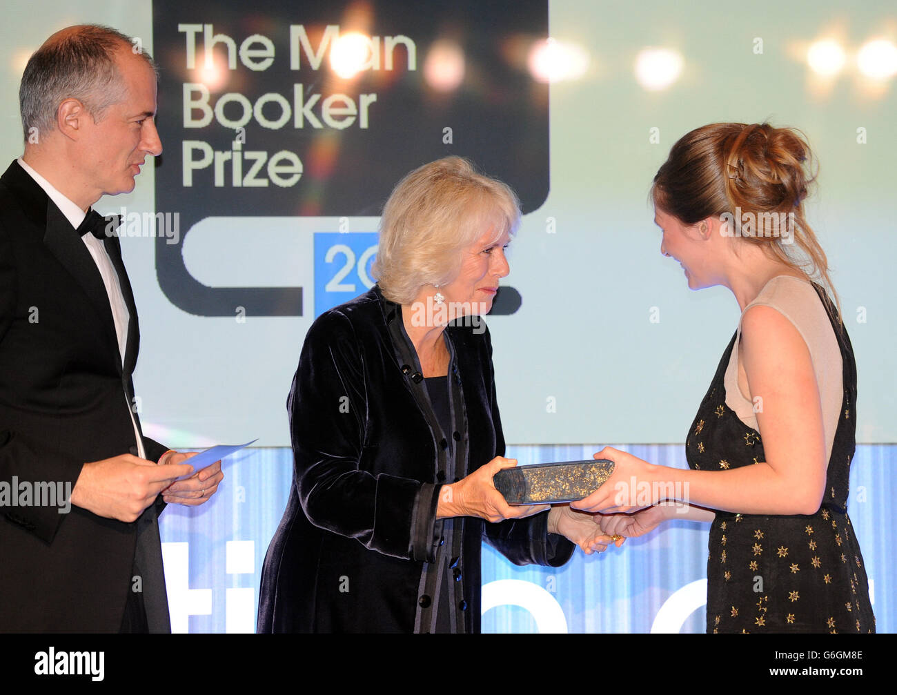 The Duchess of Cornwall makes a presentation to winner, Eleanor Catton ...