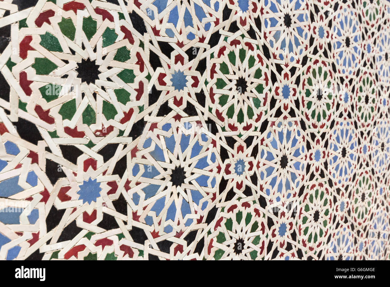 Arabic mosaic tiles hi-res stock photography and images - Alamy