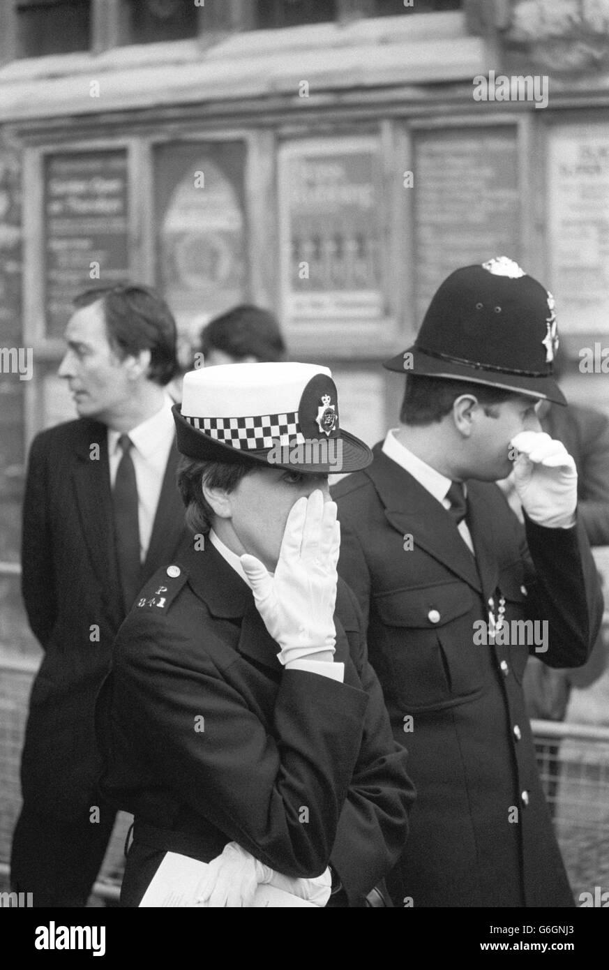 News police westminster Black and White Stock Photos & Images - Alamy