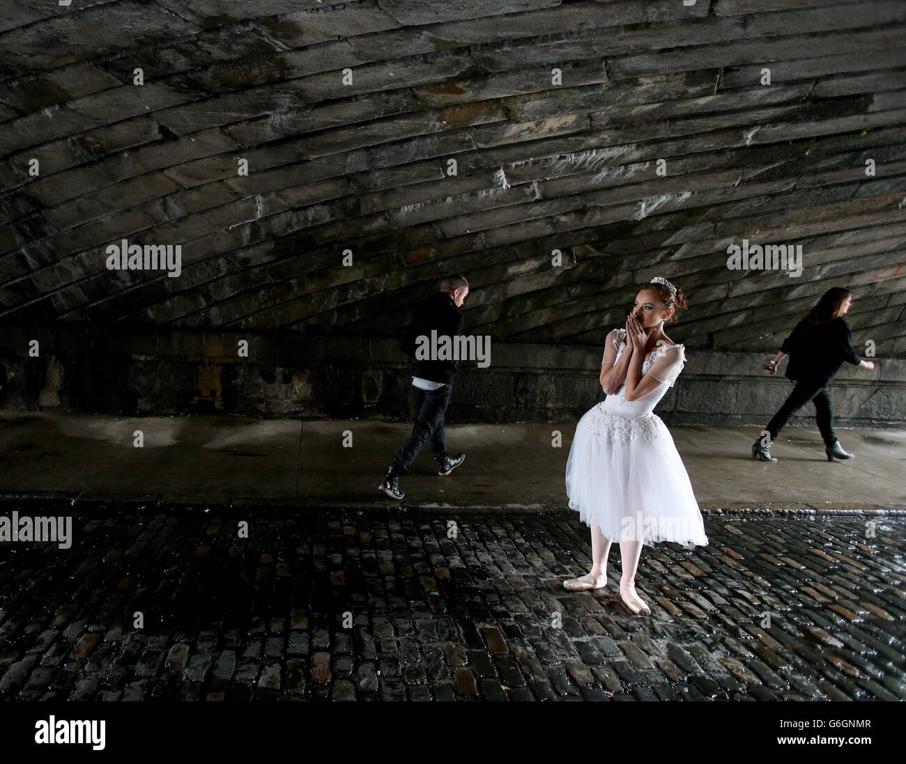 Cinderella ballet hi-res stock photography and images - Alamy