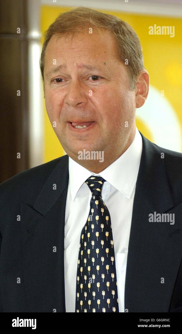 Presenter laurie mayer hi-res stock photography and images - Alamy