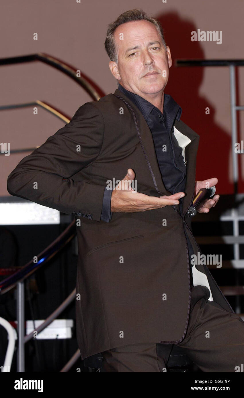 Entertainer michael barrymore hi-res stock photography and images - Alamy