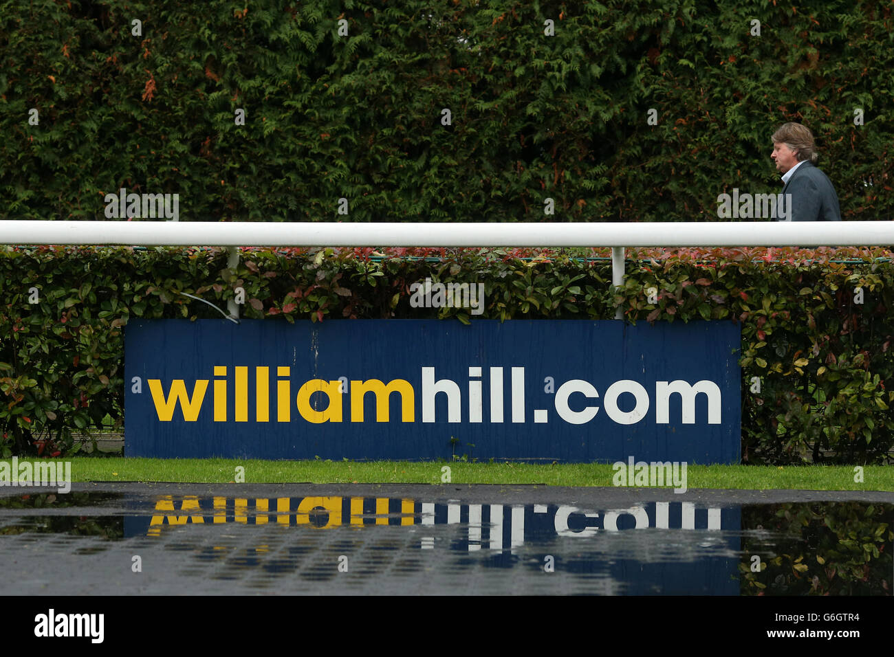 Horse Racing - William Hill Jump Sunday - Kempton Park Racecourse Stock ...