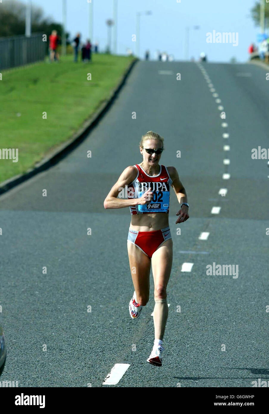 Paula Radcliffe on her way to smashing the world half-marathon record ...