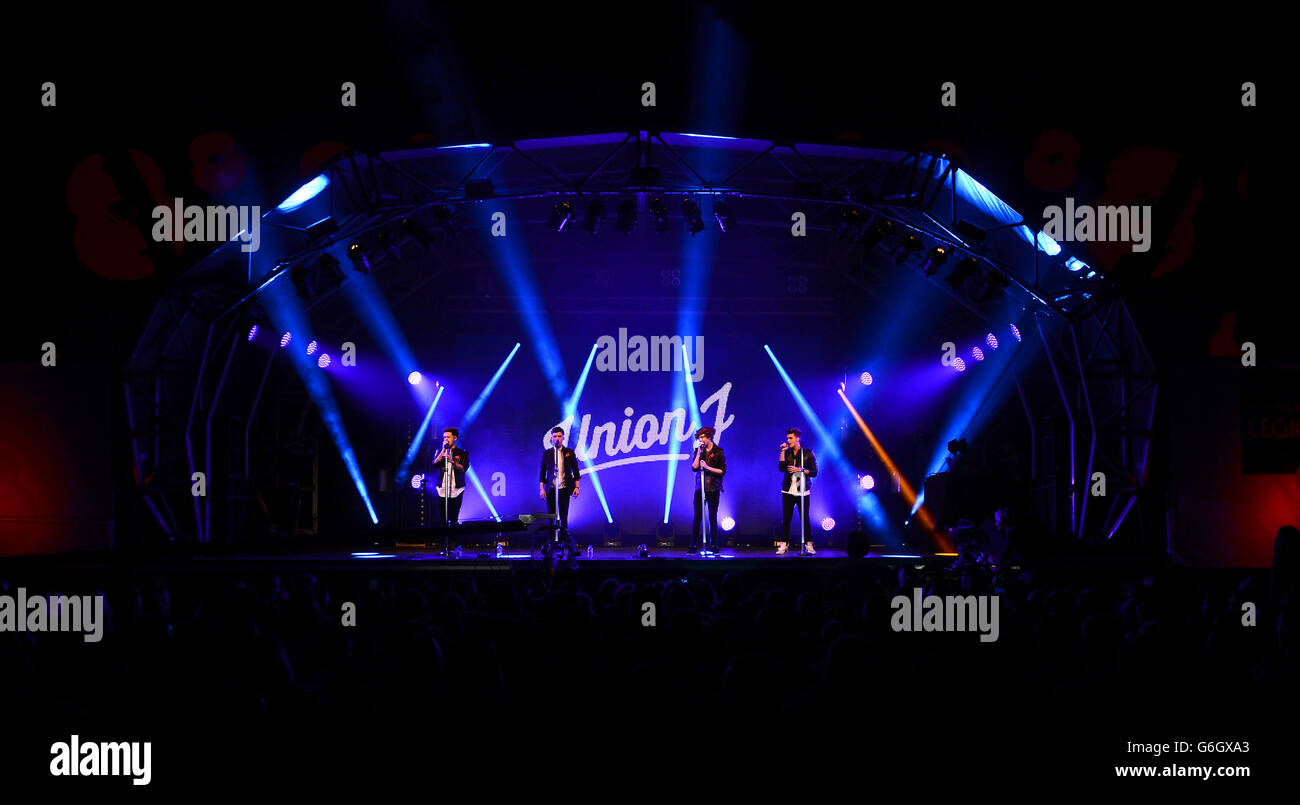 Pop groups launch Poppy Appeal. Poppy Appeal 2013 Stock Photo - Alamy