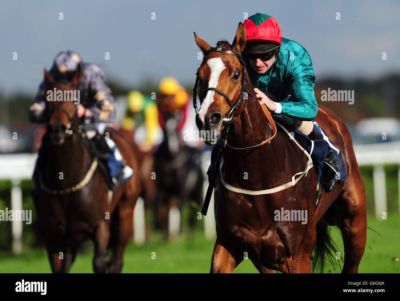 Hartnell ridden by Joe Fanning wins the Racing Post Weekender Nursery ...