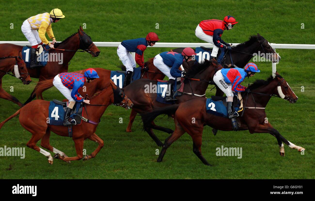 Runners set off in the CSP "Hands And Heels" Apprentice Series Final ...