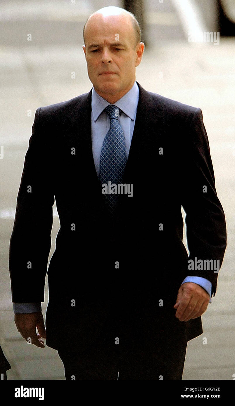 Hutton Inquiry - John Scarlett Stock Photo - Alamy