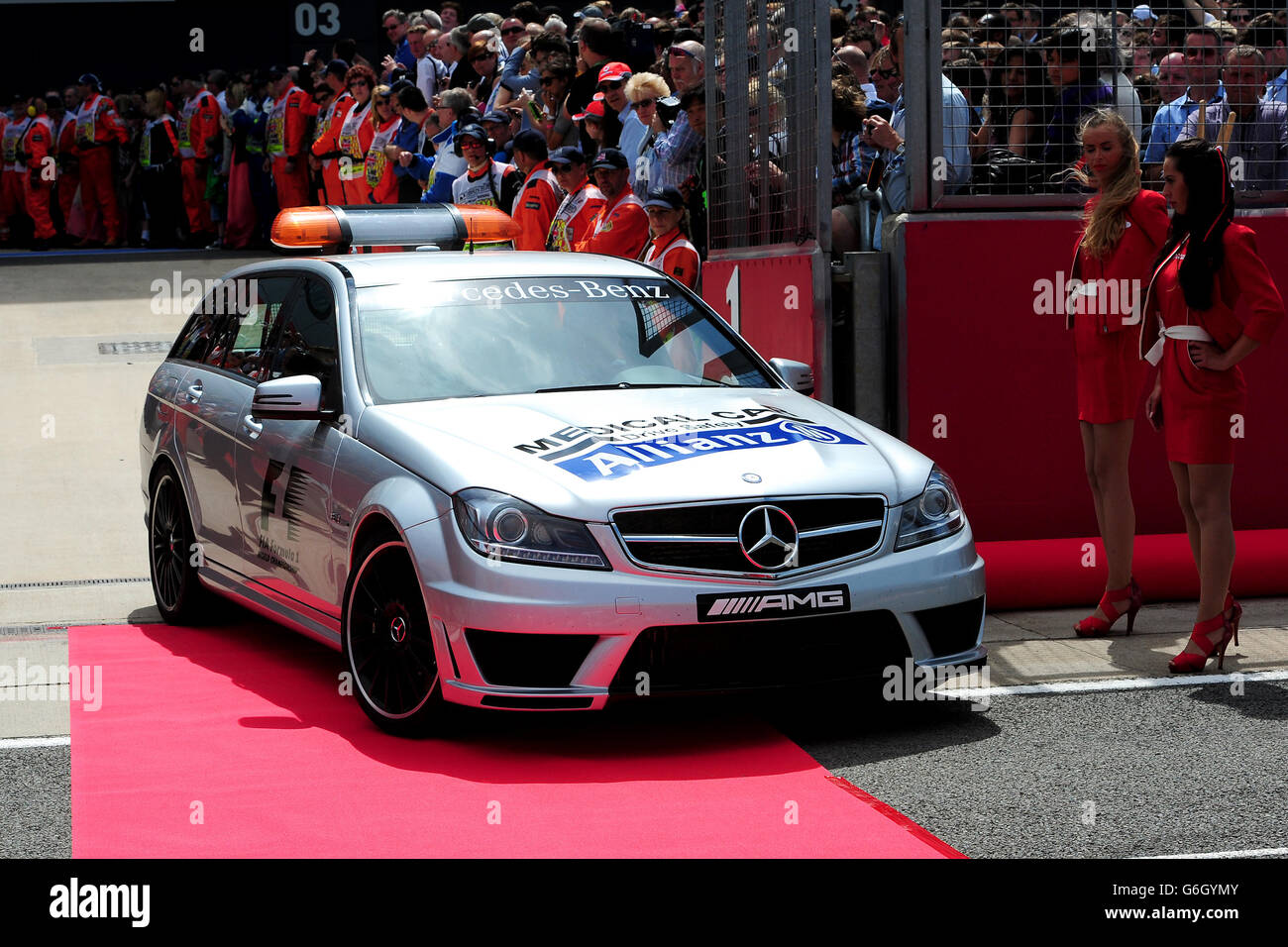 Mercedes benz formula one racing car hi-res stock photography and ...