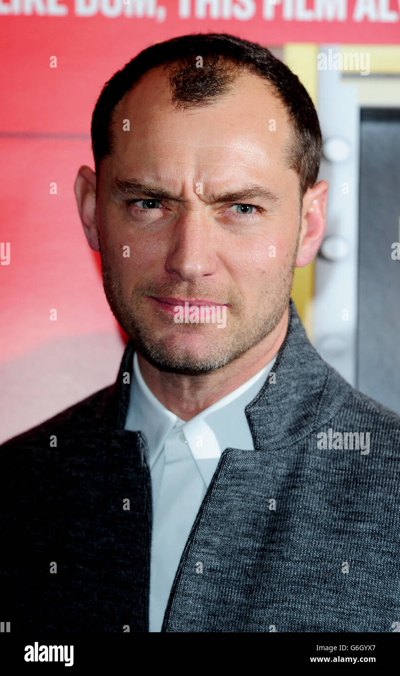 Dom hemingway screening london hi-res stock photography and images - Alamy