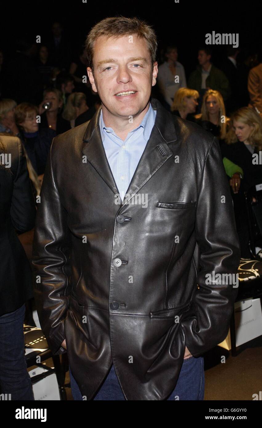 Jasper Conran Spring/Summer 2004 Stock Photo - Alamy