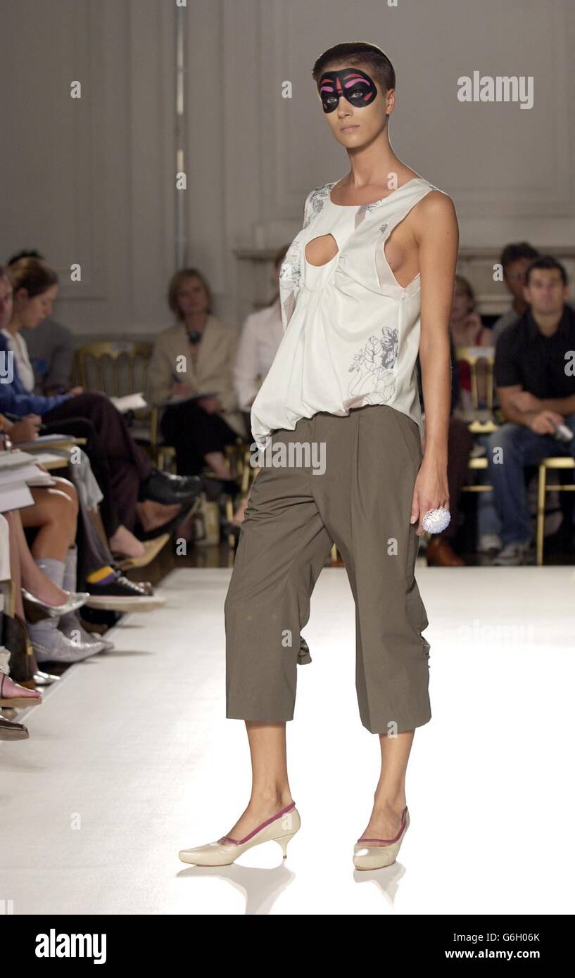A model on the catwalk during the spring/summer 2004 show by designer ...