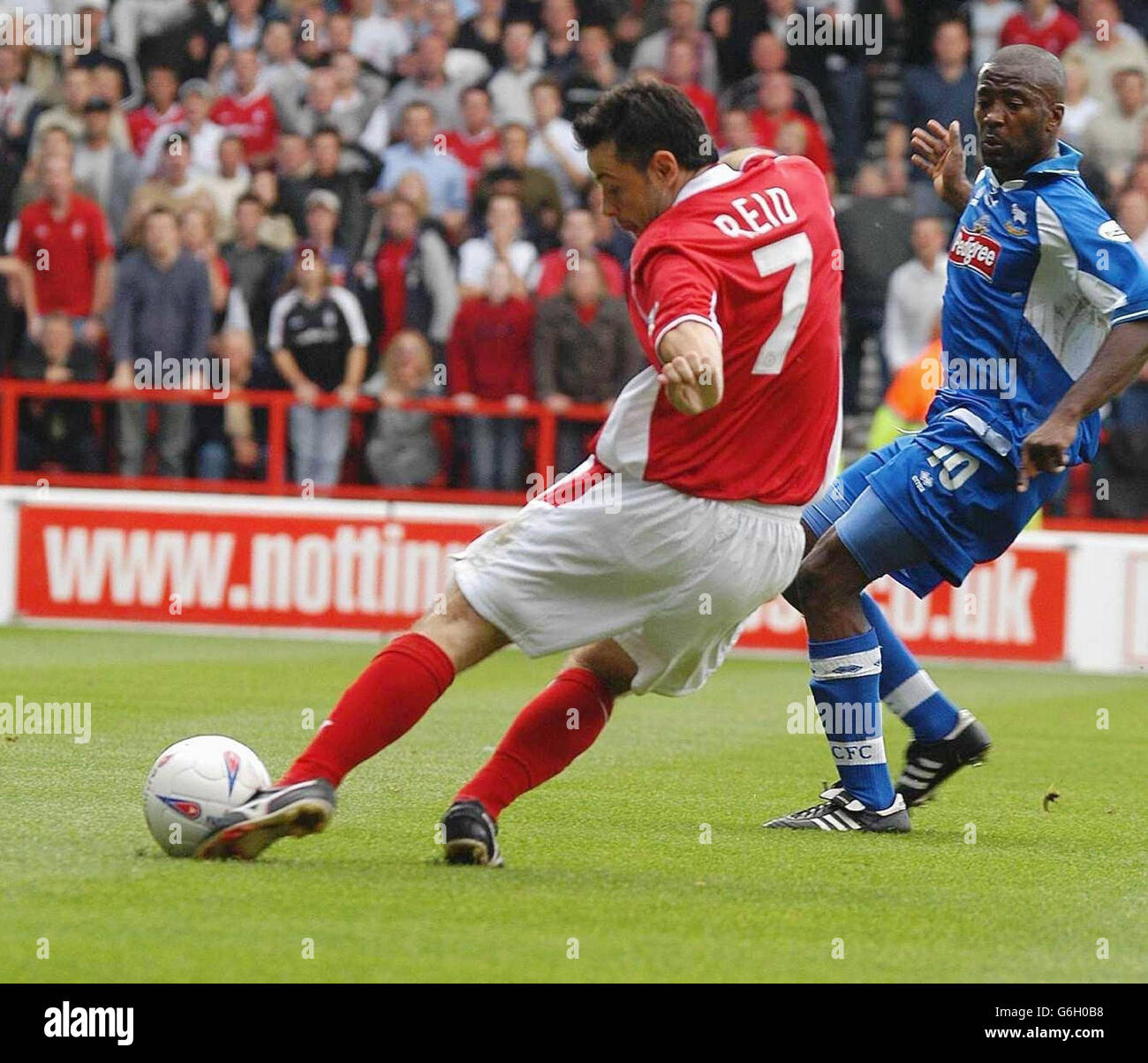 Nottingham forests andy johnson hi-res stock photography and images - Alamy