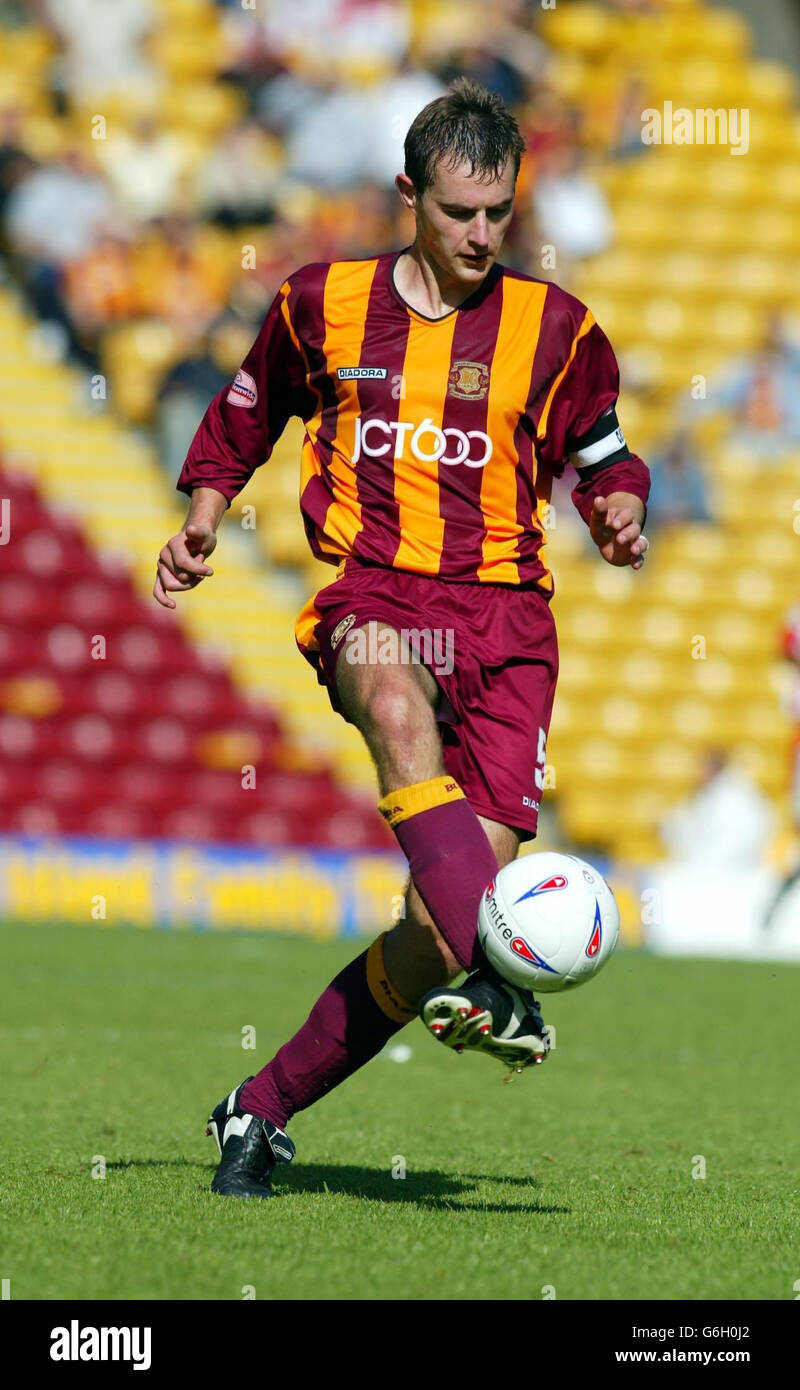 Steve parkin sport football david wetherall hi-res stock photography ...