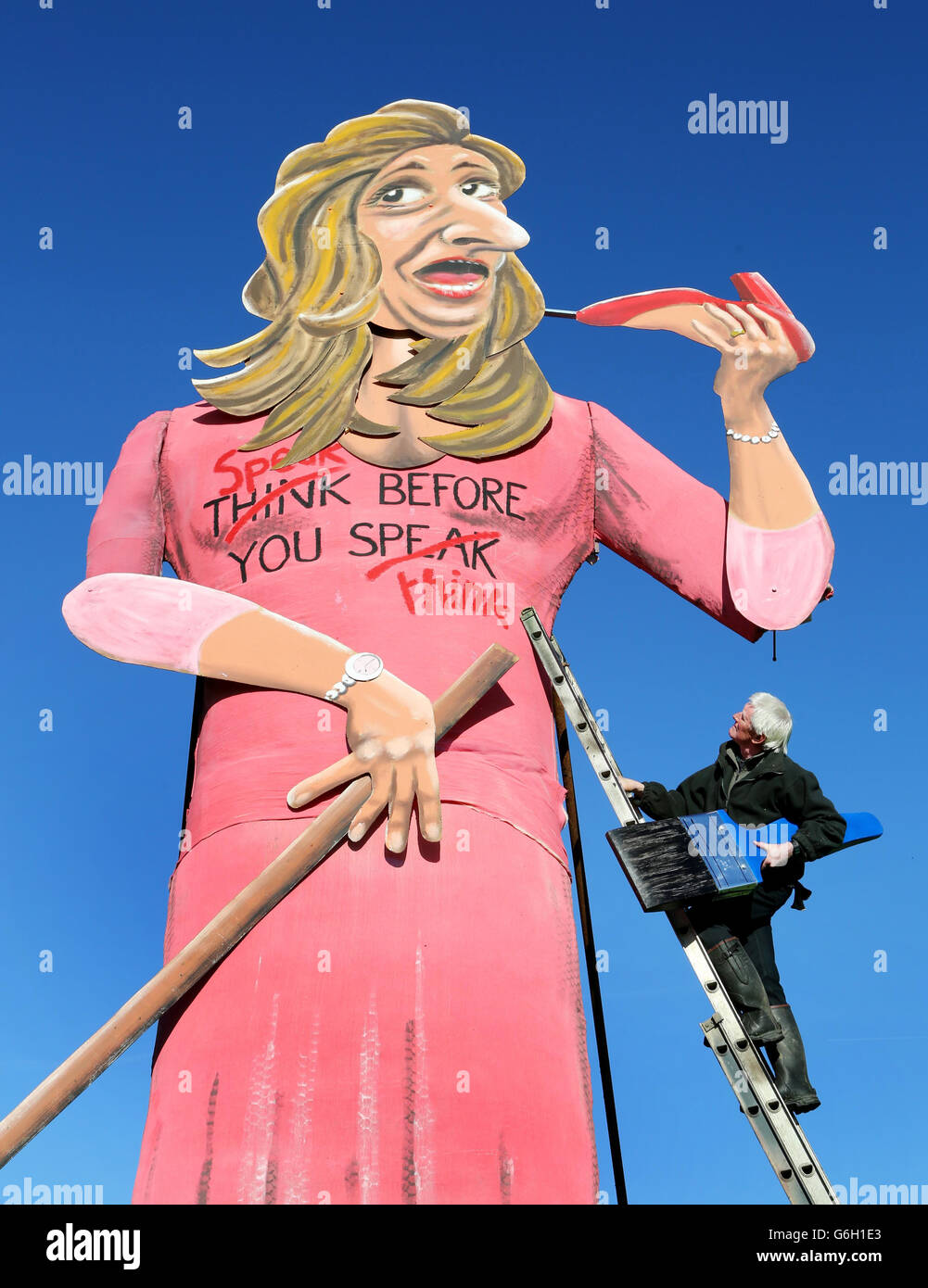 Artist Frank Shepherd puts the final touches to his creation of Katie ...