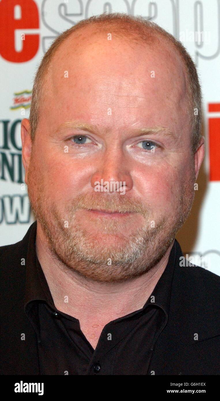 Eastenders actor steve mcfadden hi-res stock photography and images - Alamy