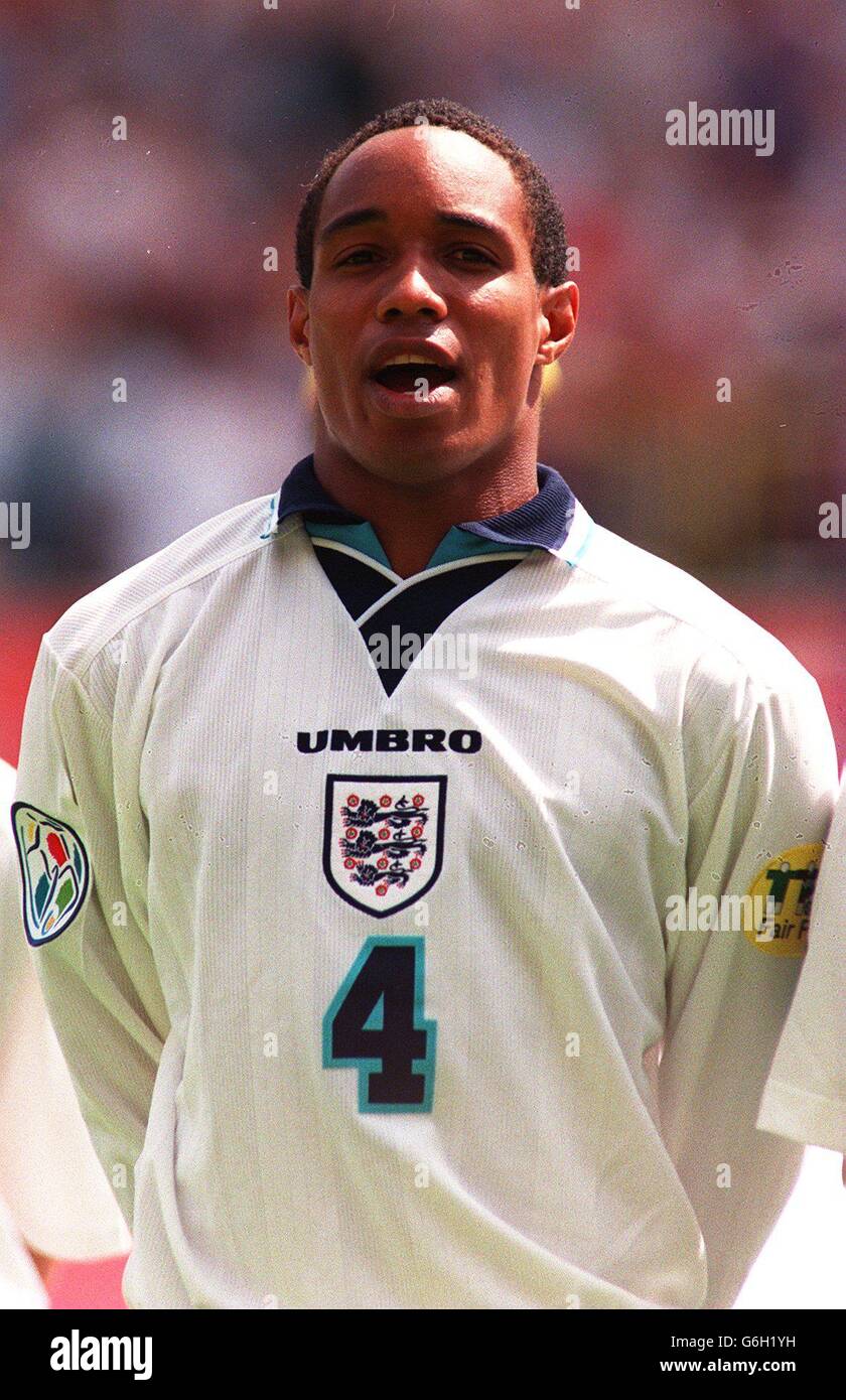 Paul ince england euro 96 hi-res stock photography and images - Alamy