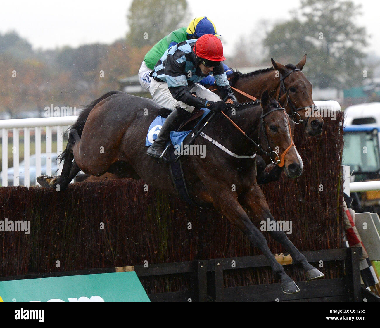 Horse racing wetherby racecourse hi-res stock photography and images ...