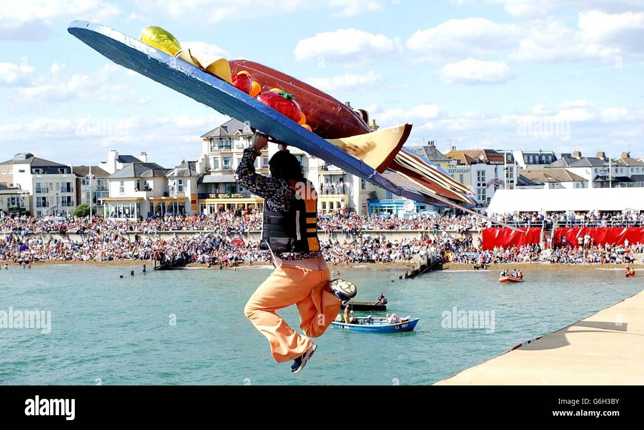 International bognor birdman hi-res stock photography and images - Alamy