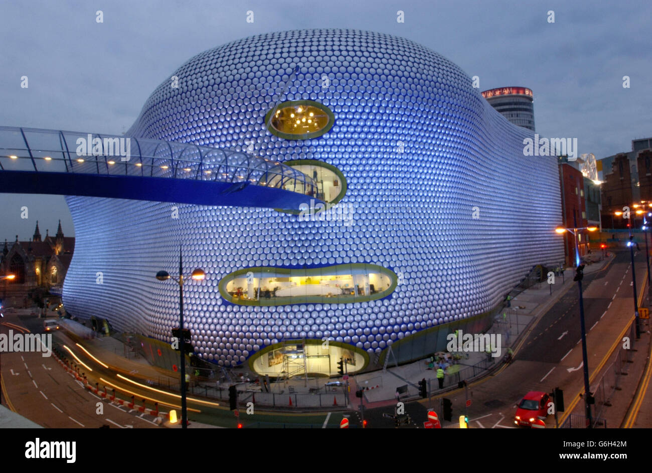 2003 estimated new bullring in birmingham hi-res stock photography and ...