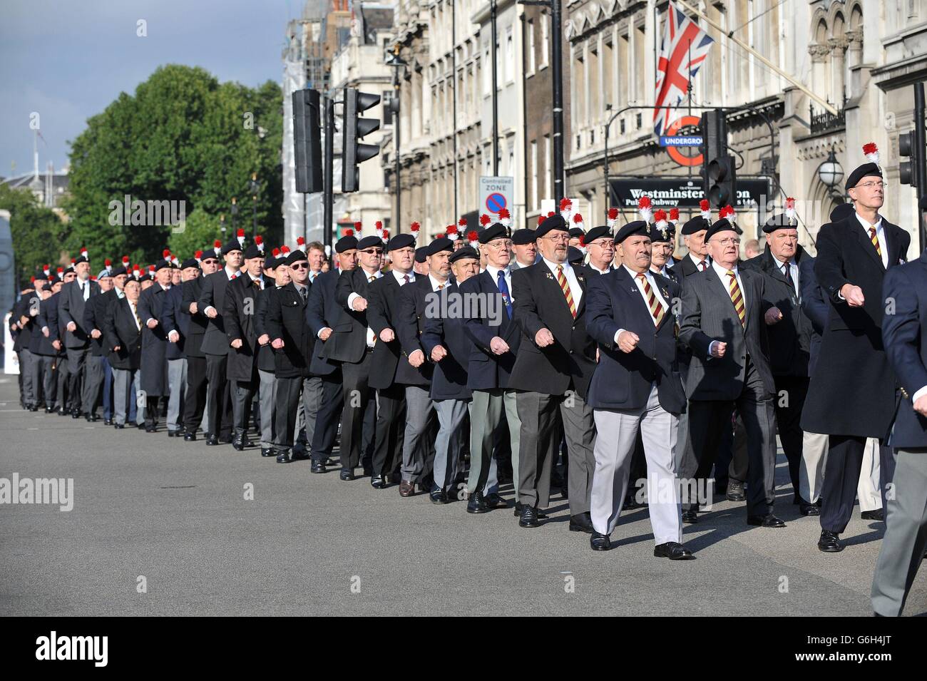 Royal regiment fusiliers 2rrf hi-res stock photography and images - Alamy