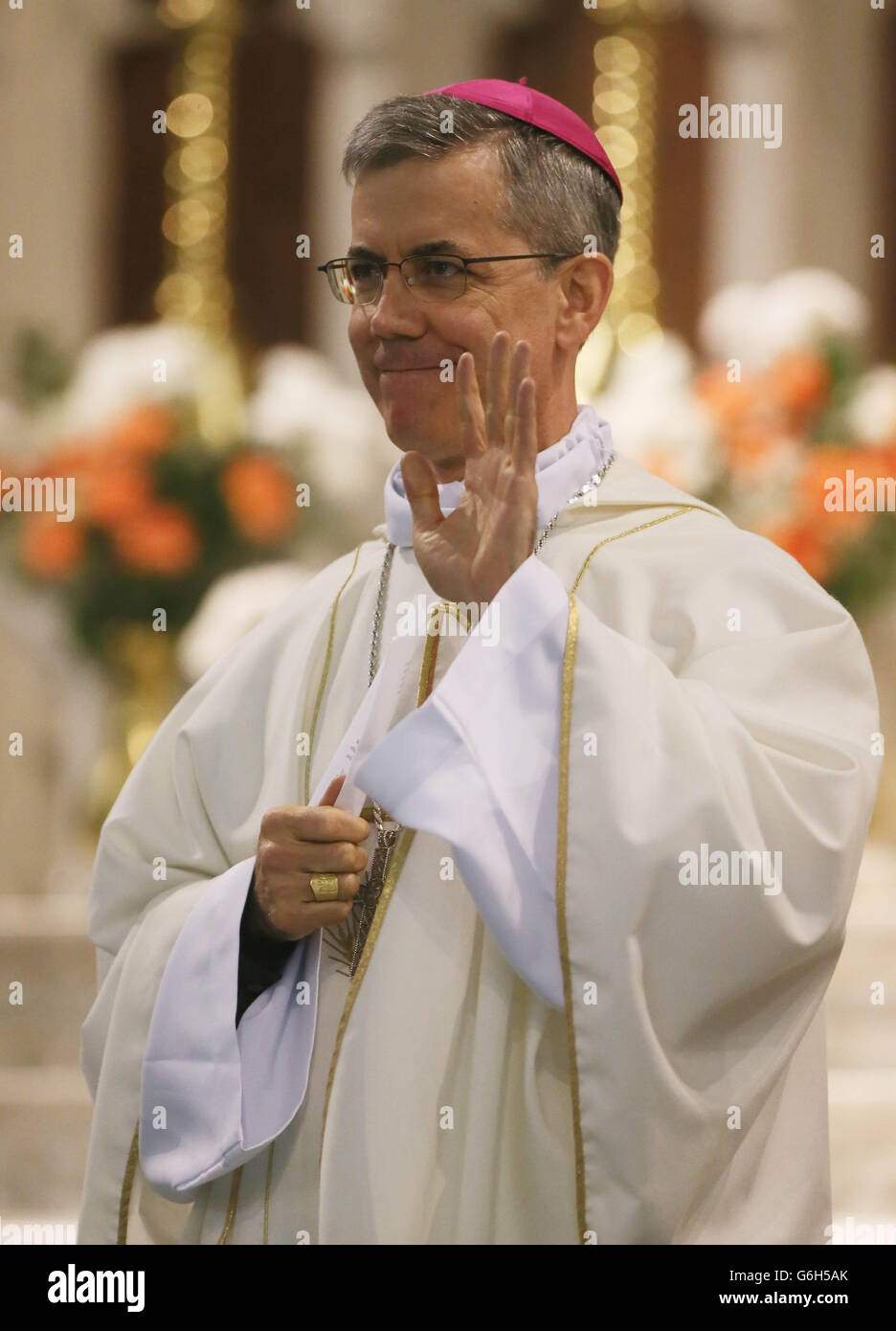 Relic of St Anthony of Padua tour Stock Photo - Alamy