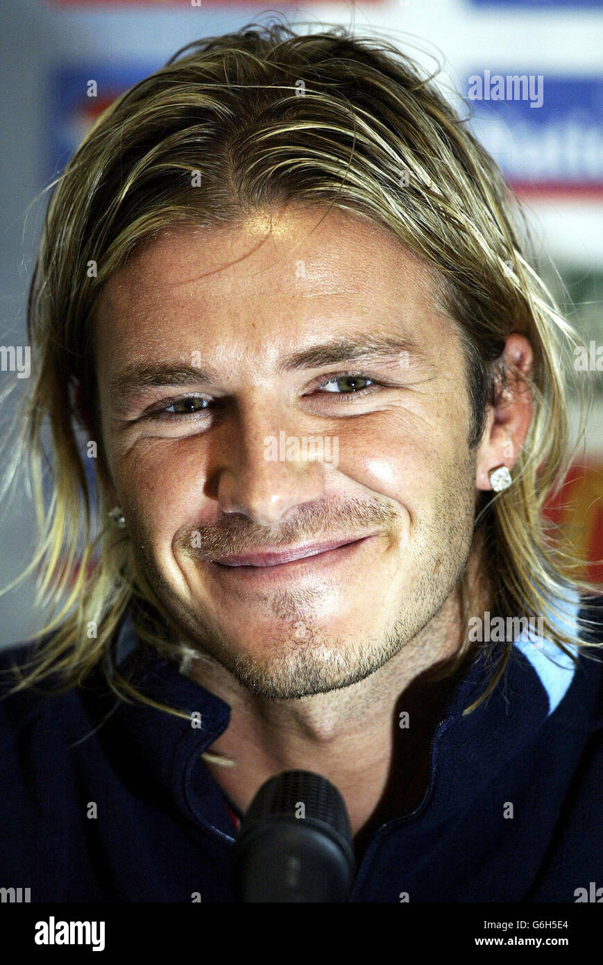 Sport football press conference smiling head shoulders david beckham hi ...
