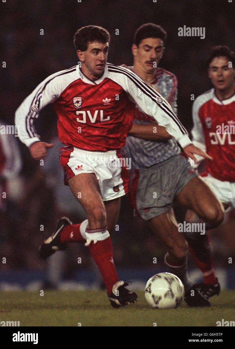 FOOTBALL LEAGUE. l-r; IAN RUSH [L'POOL], NIGEL WINTERBURN [ARSENAL ...