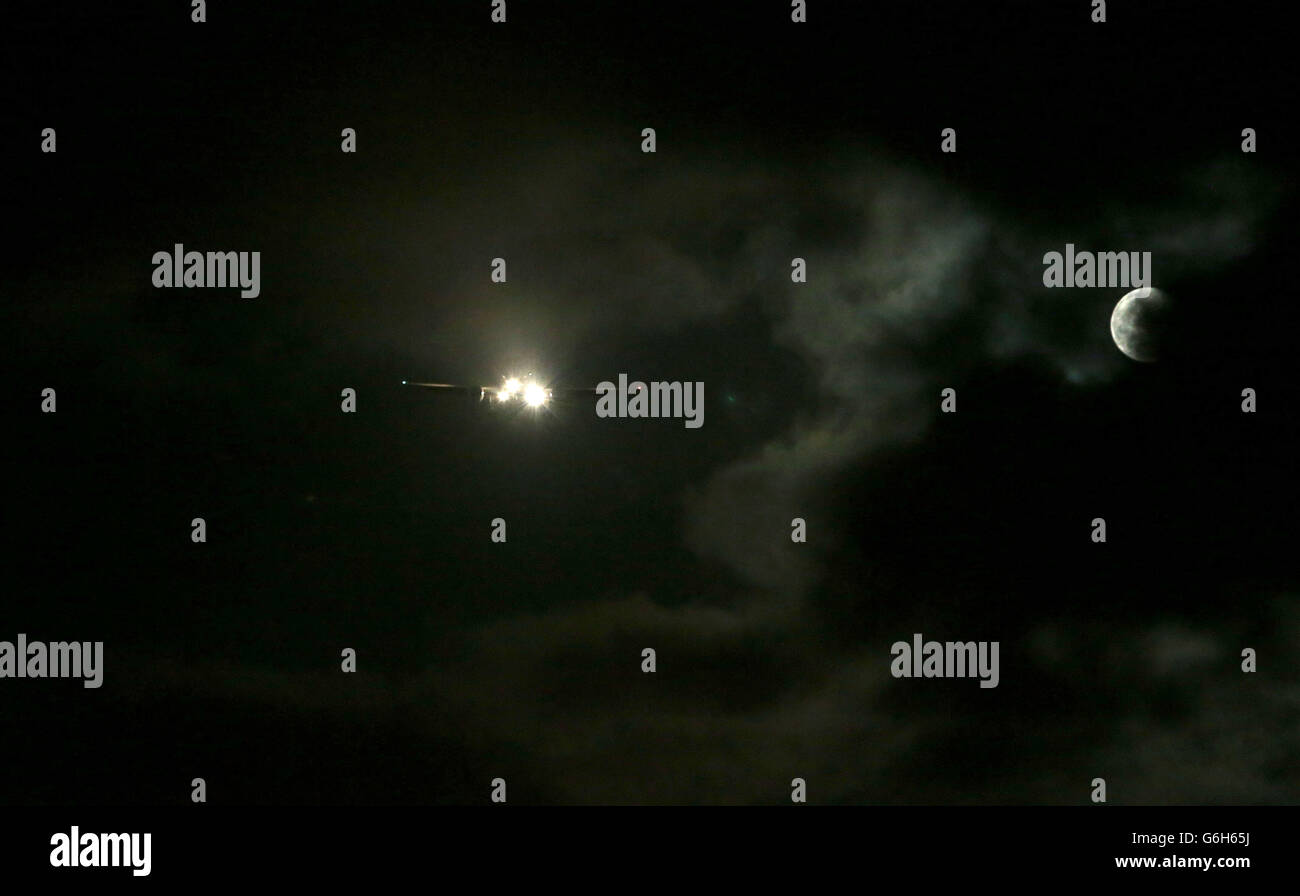 News air moon hi-res stock photography and images - Alamy