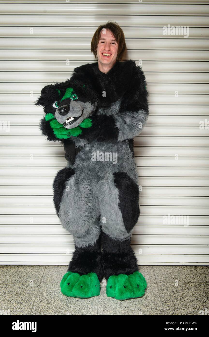 Jason Lee dressed as Fell, a character of his own design at the MCN ...