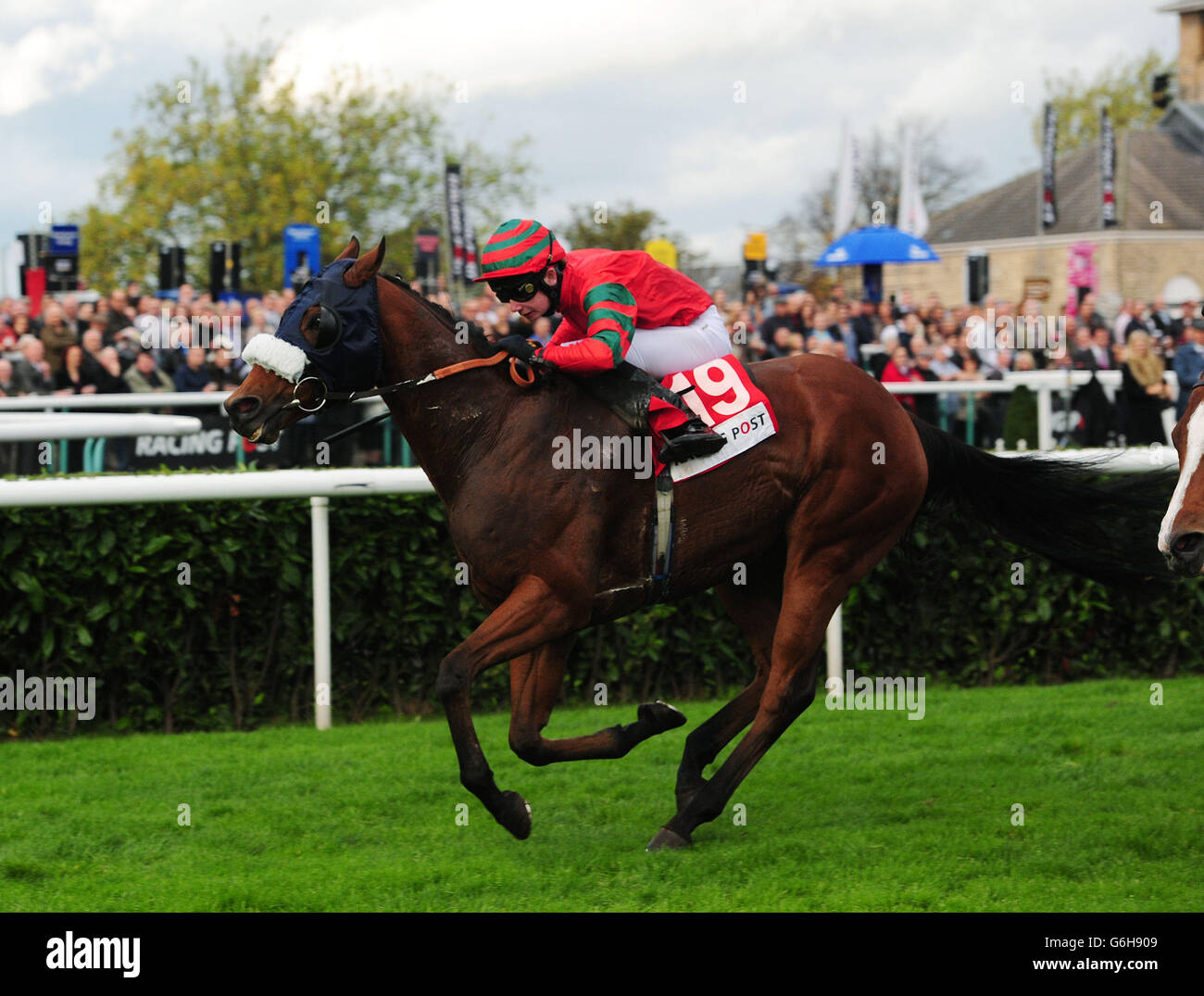 The racing post trophy at doncaster hi-res stock photography and images ...